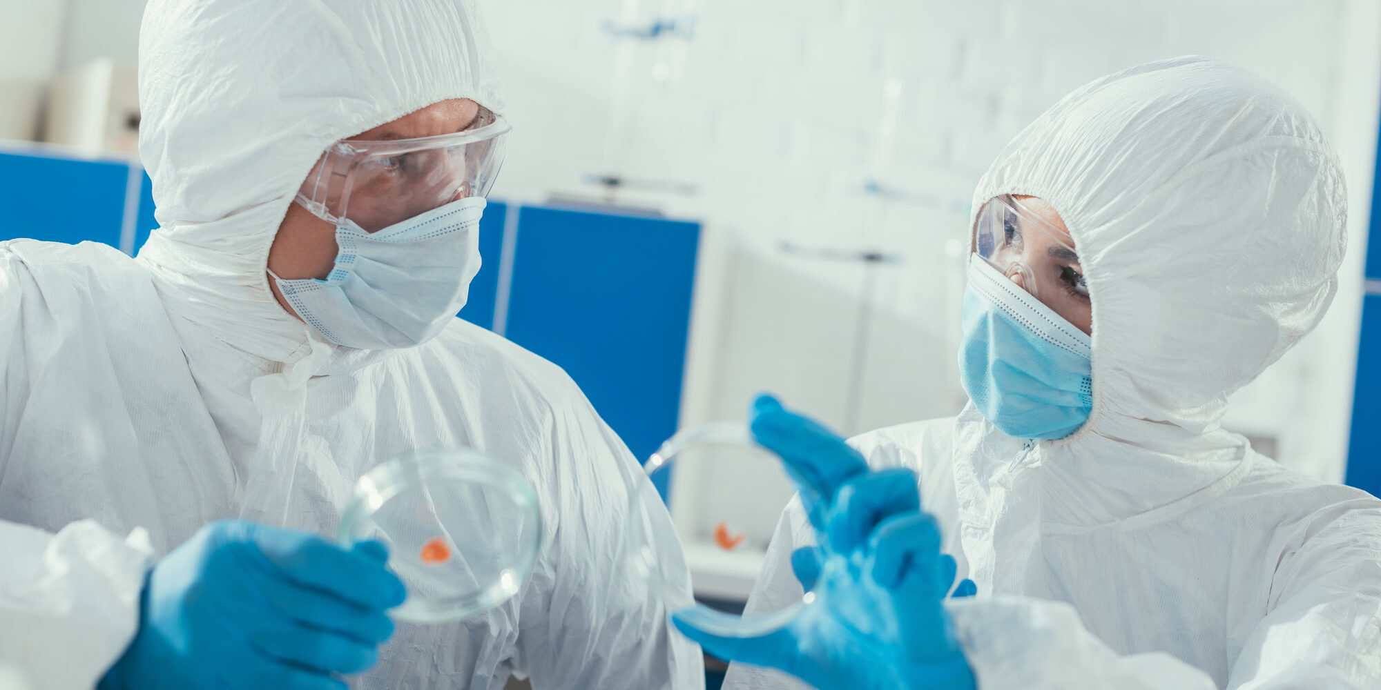 The Key to Using Sterile Face Masks Correctly in a Cleanroom